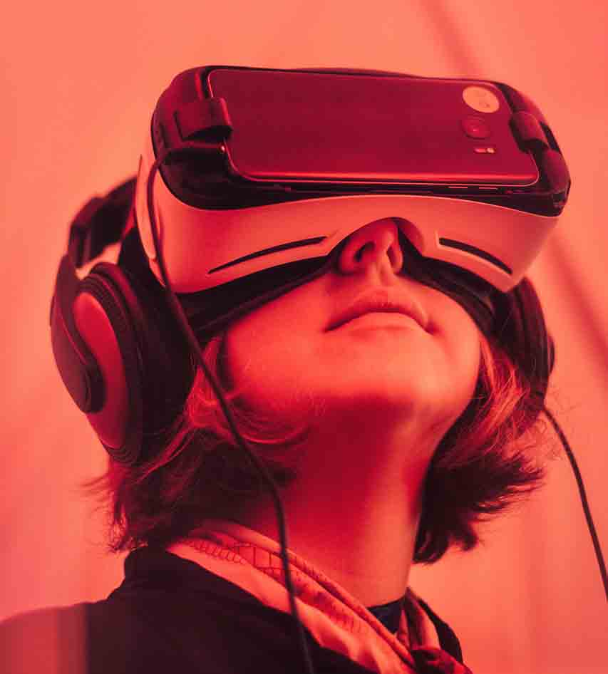 The Magic of 3D Movies and Virtual Reality: How Do They Work? – Compton ...