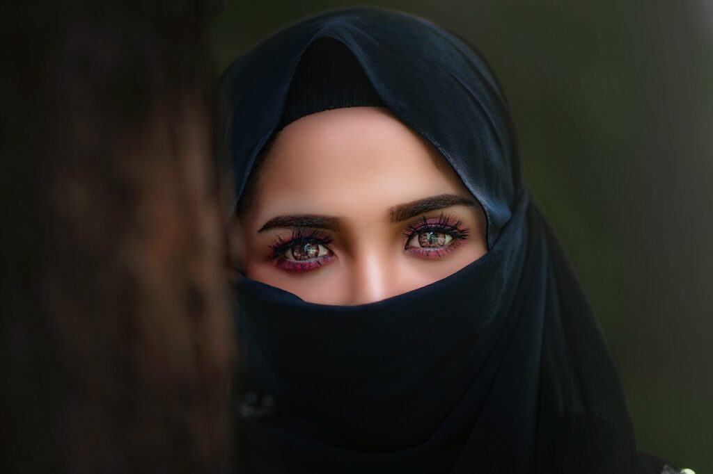 Permanent Eye Color Change: Keratopigmentation - Compton Eye Associates Permanent Eye Color Change: Keratopigmentation - Compton Eye Associates